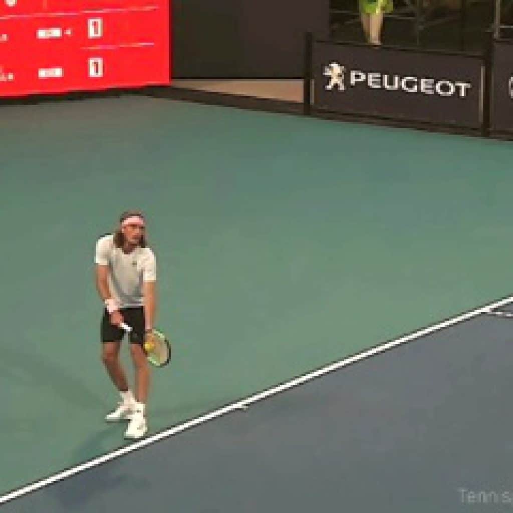 Serve Tossing Arcs - TennisPlayer