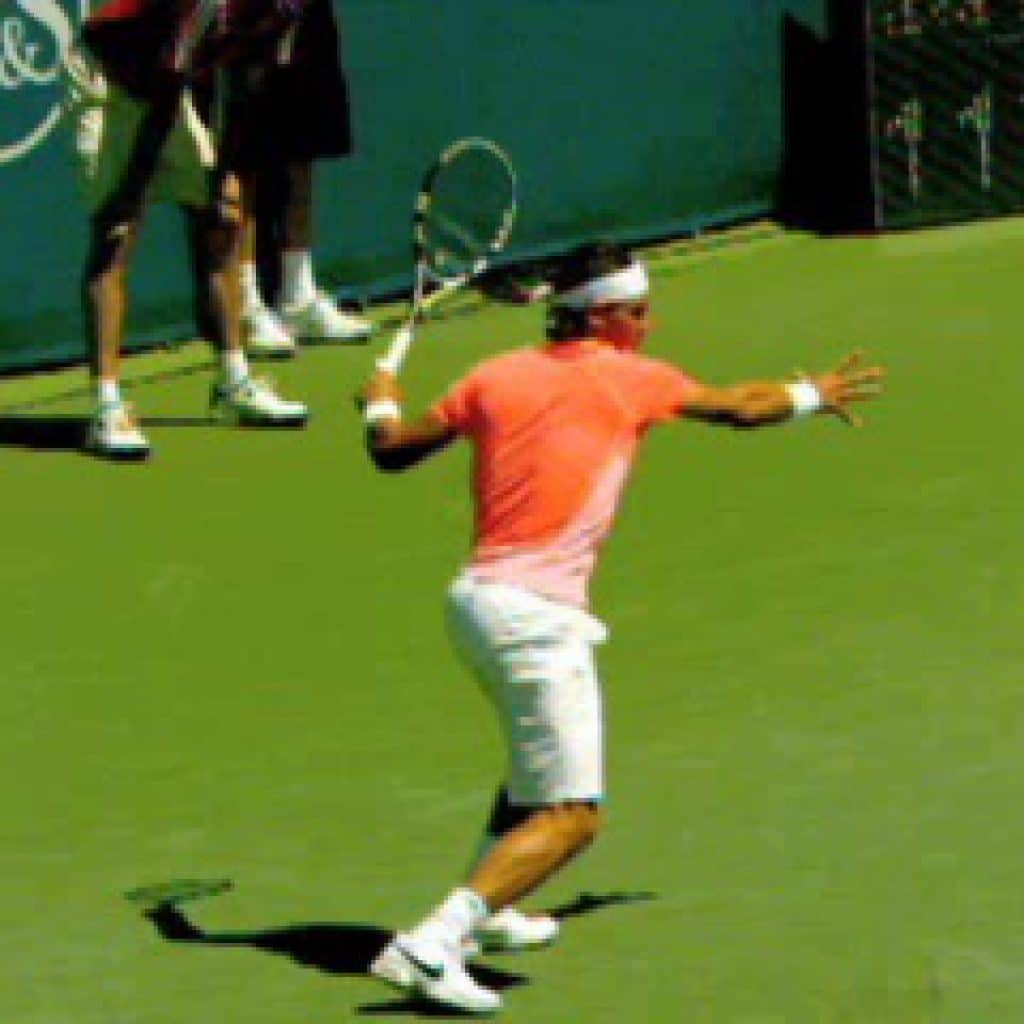 Pitfalls in Building the Spanish Forehand - TennisPlayer