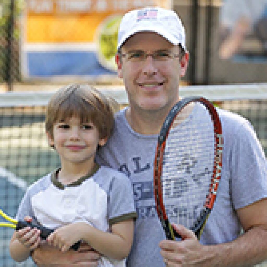 Your Strokes: Ching Lee Serve - TennisPlayer