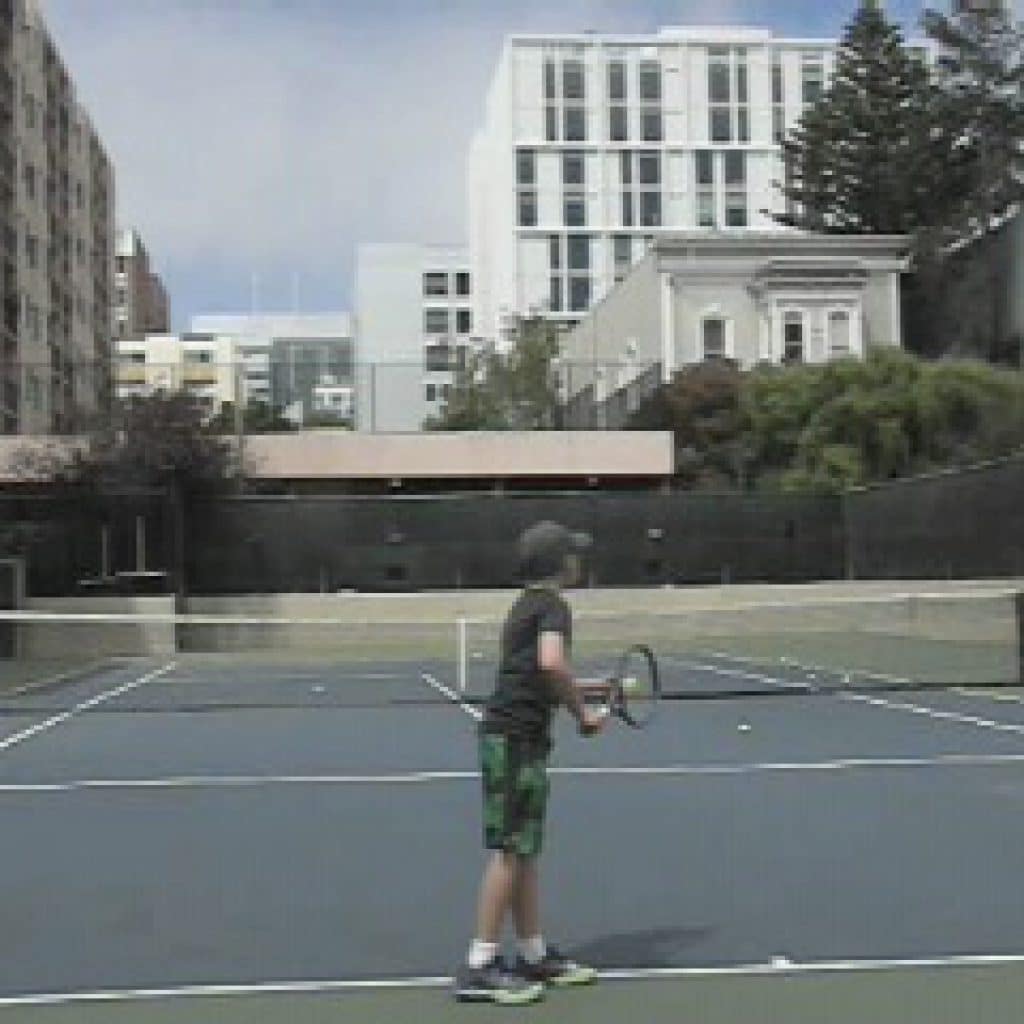 Your Strokes: Gavin Serve - TennisPlayer